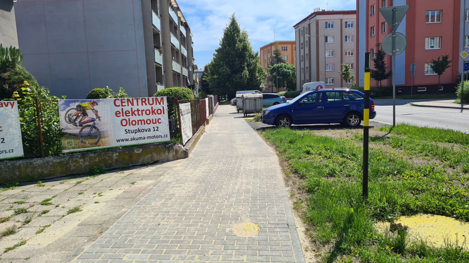 Oprava chodníků 2022 - Šárka | Prostějov